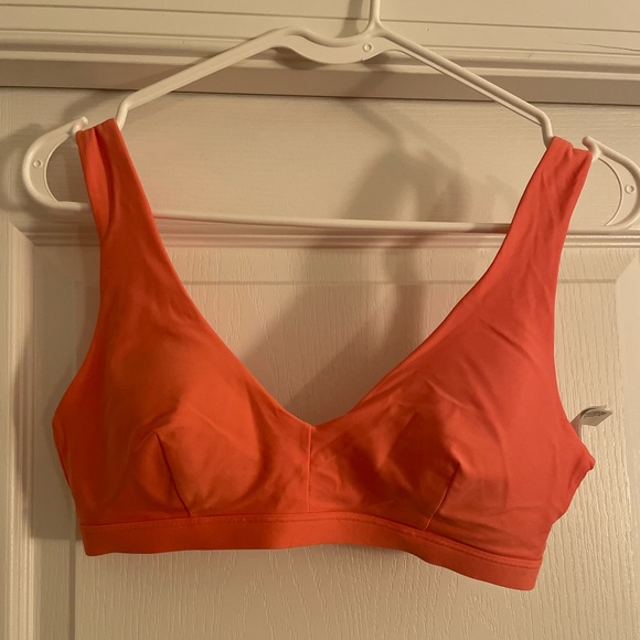 lululemon athletica | Swim | Lululemon Waterside V Swim Top Cd Size 6 ...